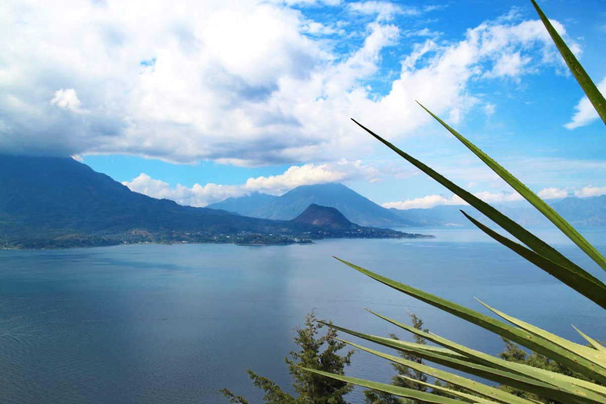 5 Best Antigua to Panajachel Shuttles – Guate Adventure